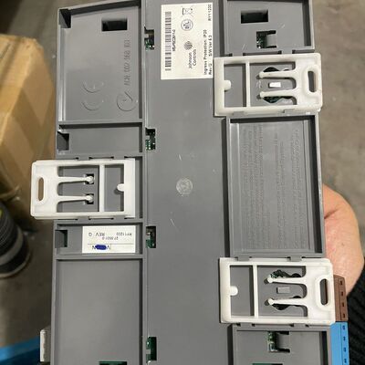 江森控制器  FEC-2611 拆机