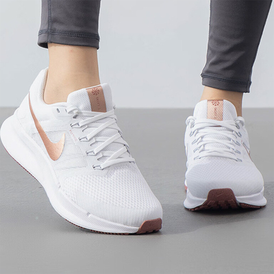Nike/耐克正品W NIKE RUN SWIFT 3女士透气跑步鞋DR2698-105