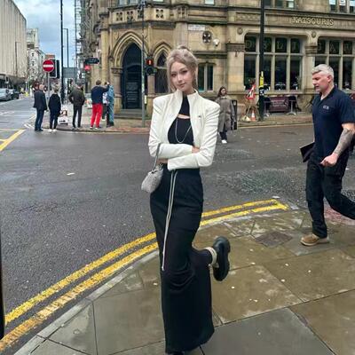 显瘦暗黑开衩包臀长裙