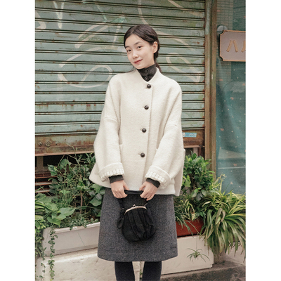Seams Sense｜廓形松弛感浅米白人字纹纯羊毛呢大落肩外套17128
