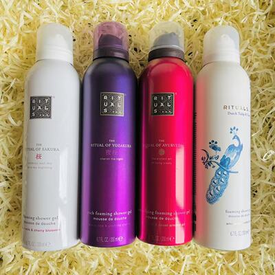 日期新鲜Rituals怡式发泡沐浴露
