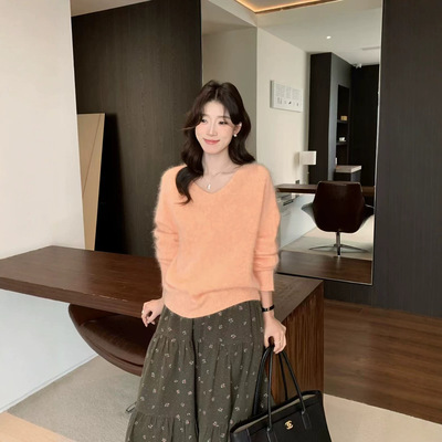 SUSAN 色彩暴击”韩系软糯v领百搭单穿叠穿都出彩拉毛毛衣