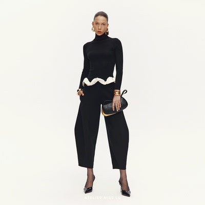 新品艺术感弯刀廓形休闲宽松长裤