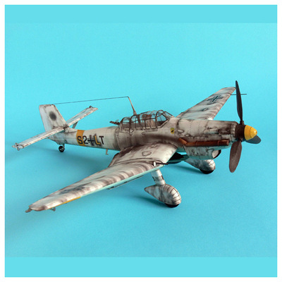 Paper model 1:33 German Ju-87 D-3 Stuka dive bomber aircraf