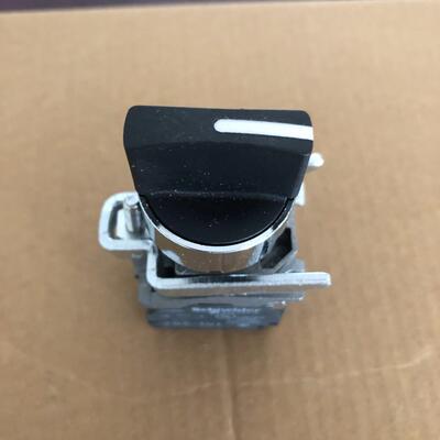 优质XB4-BD33自锁三档旋钮开关22mm银2常开BD35常开常闭BD31金属