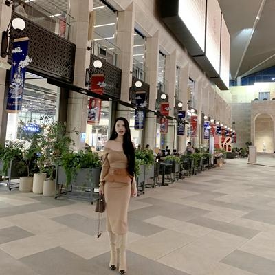 孙智惠连衣裙秋冬一字肩显瘦