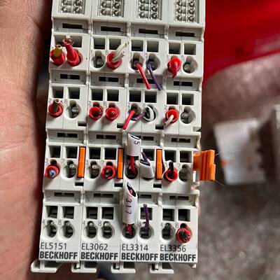 可维修倍福模块EL3062(1片EL3356(1片还有2片 成议价