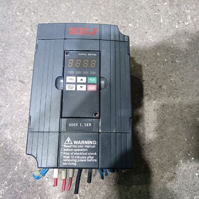 SEJ2400A01D5K 400V1.5KW实图拍摄