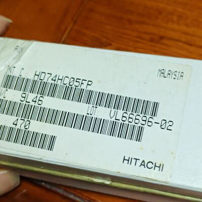 电源IC 型号HD74HC05FP 。生产批