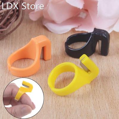 3pcs Plastic Sewing Thimble Ring with Blade Finger Thimble T