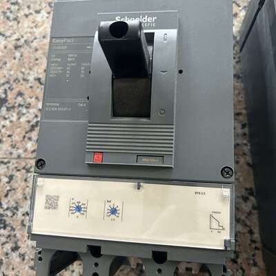 可维修EasyPa塑壳断路器CVS630F议价