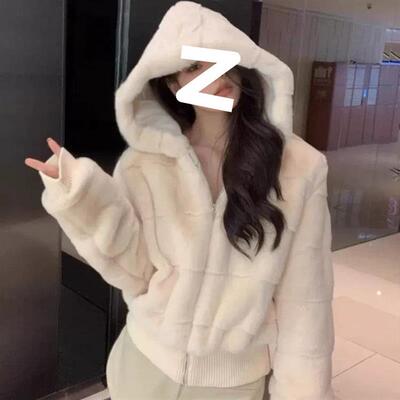 水貂毛皮草女短款2025冬季新款连帽加厚小个子毛毛绒外套大衣氨纶