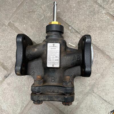 调节阀VVF42.25 PN16bar DN25 流量