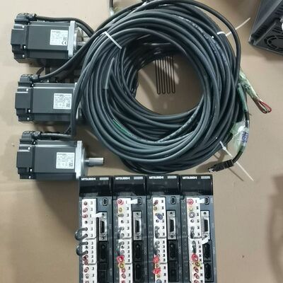 MR-J3-40B  HF-KP43    400W