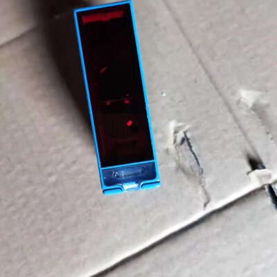 SICK光电开关WL24-2B430 实物图 成色漂