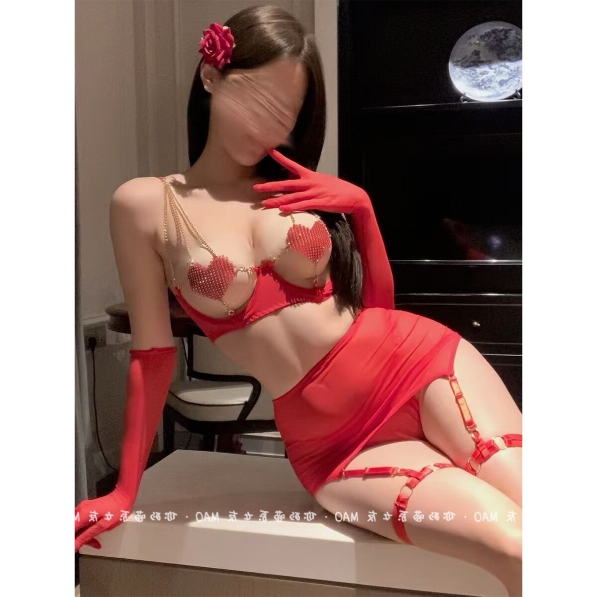 红桃A*性感三点式镂空拼接心型胸贴金属链条内衣套装女透视文胸