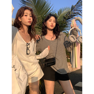 柠檬绿茶-慵懒风U领宽松防晒长袖T恤10097