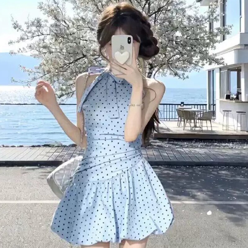 原版做法有内里法式蓝色波点挂脖系带连衣裙女收腰显瘦气质花苞裙