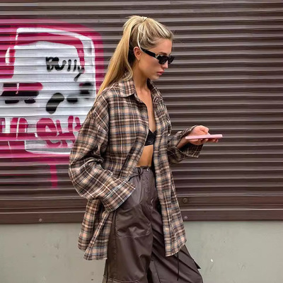 Collar single breasted checkered shirt 翻领单排扣格子衬衫