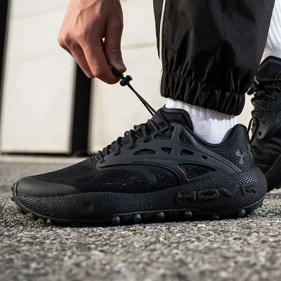 UA安德玛Fat Tire Venture Lite休闲鞋春季新款男鞋黑色运动鞋子