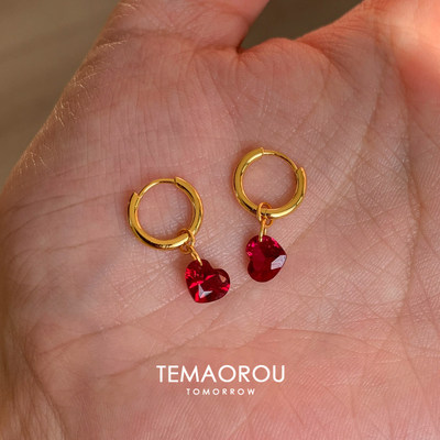 Share新年爱心红宝石吊坠金色耳扣女素圈耳环2026新款高级感耳饰