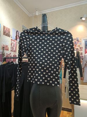 monki爱心图案y2k风圆领紧身长袖上衣商场撤柜品牌