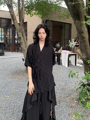 半空山 夏季复古慵懒风花卉刺绣新中式道袍绑带短袖衬衫外套