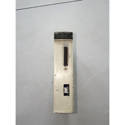 施耐德PLC模块TSXASY800功能正常.成色如图 议价