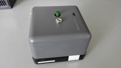 美国Honeywell霍尼韦尔火焰控制器 RA890F1304质保一年