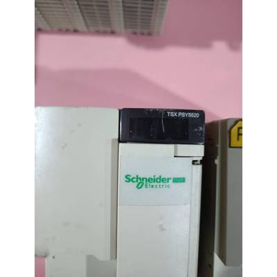 TSXPSY5520 如图 两台都坏了 有一个烧了