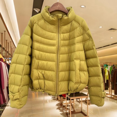 PY25018欧货抽绳双拉链立领排骨横条云朵泡芙羽绒服冬装2025