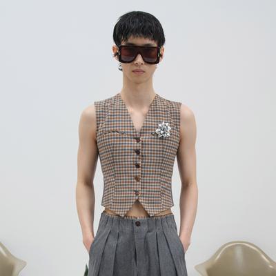 【李蔓瑄同款】NMORE设计师品牌 25秋季新款复古格纹拼接针织马甲