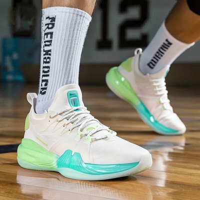 特步篮球鞋减震耐磨专业球鞋