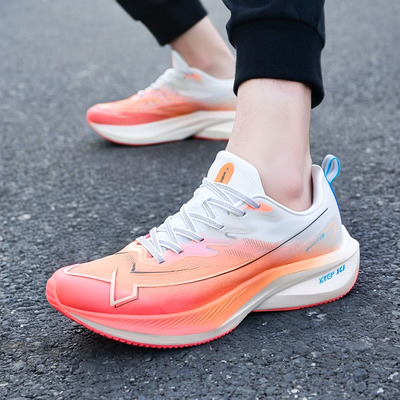 特步轻便透气跑步鞋运动鞋