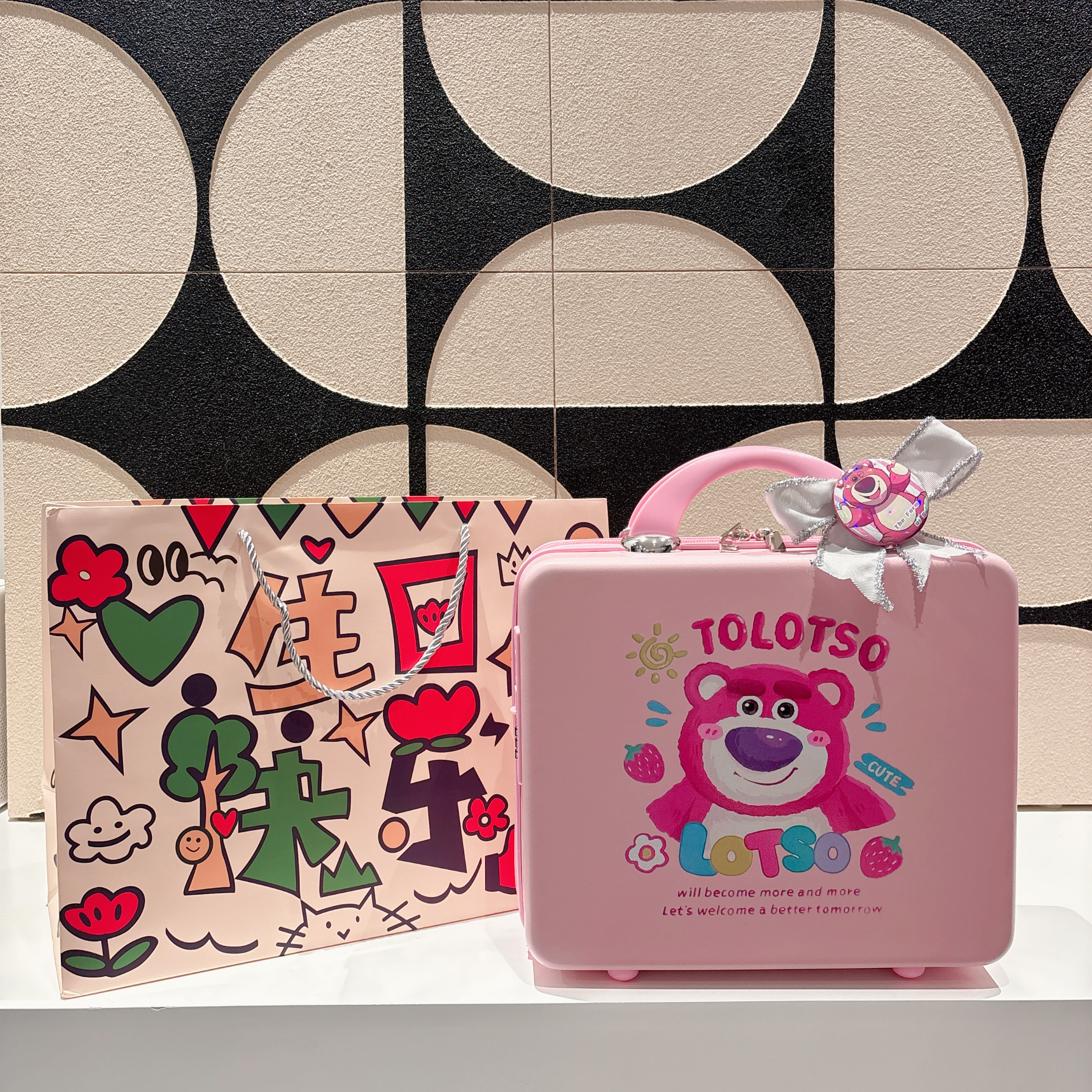 草莓熊儿童生日伴手礼儿童节礼品女童礼品十岁生日新年礼 商品图