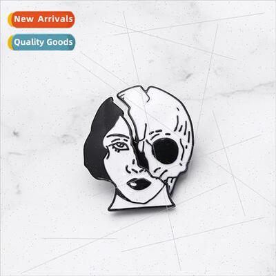 2021 new brooch retro punk skull ltle girl splicing anime ca