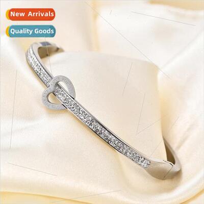 Stainless two rows diamonds hearts across gift can be open b
