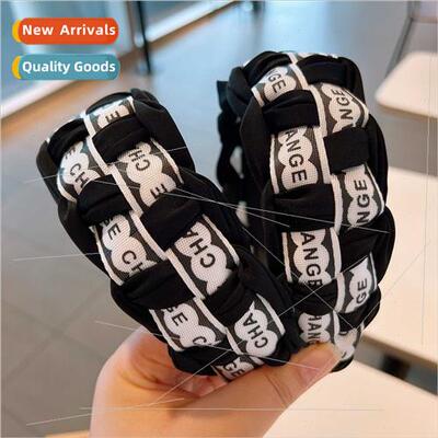 ageing cute sense twisted braid wide  hair card to go out to