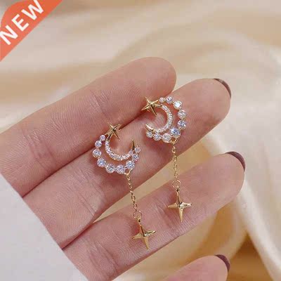 Hot Aale Shine Exquisite Zirconia Moon Earring for Women AAA