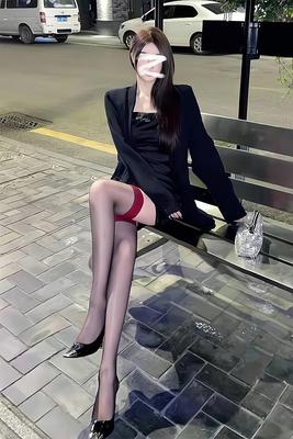 『SNXS』疯狂沦陷*性感红边黑丝光腿神器黑色丝袜纯欲中筒过膝袜