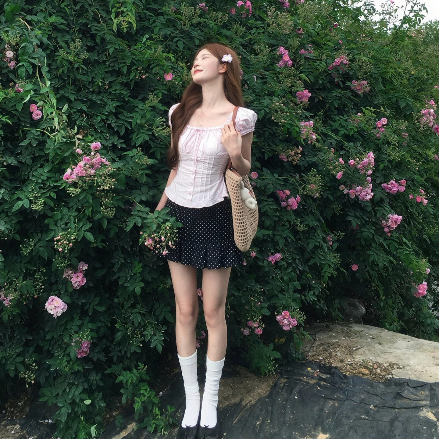 韩系温柔甜美风方领衬衫女夏季时尚修身显瘦洋气百搭泡泡袖上衣潮