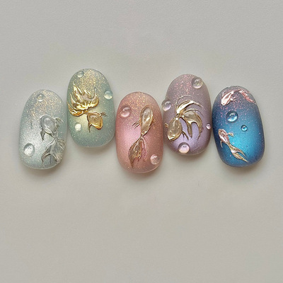 缤纷渐变秘境小鱼甜美欧美ins风可拆卸美甲24片press on nails