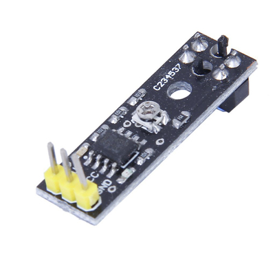 Infrared barrier sensor reflecting infrared barrier