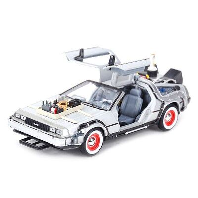 Welly 1:24 DMC-12 DeLorean Time Machine Back To The Future