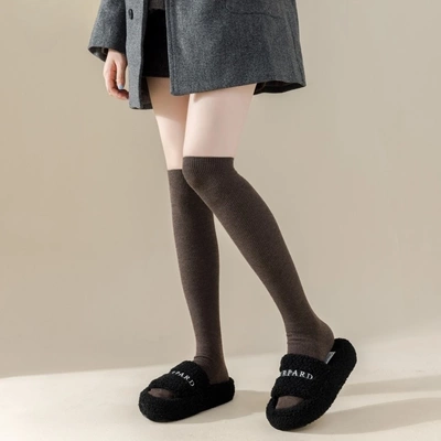 【小腿羊绒】女士秋冬羊绒纯色爆款百搭简约风松口显瘦美腿袜子