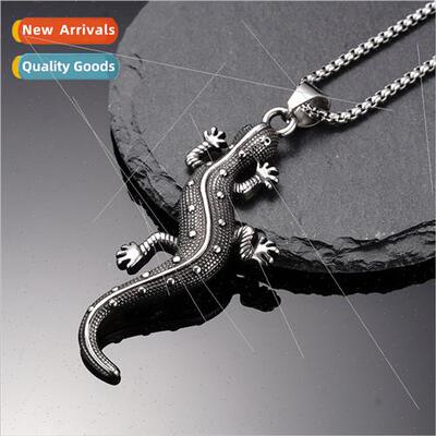 Vintage gothic tanium steel three-legged gecko pendant simul