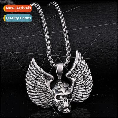 Europe retro punk alloy skull spread wings pendant accessori