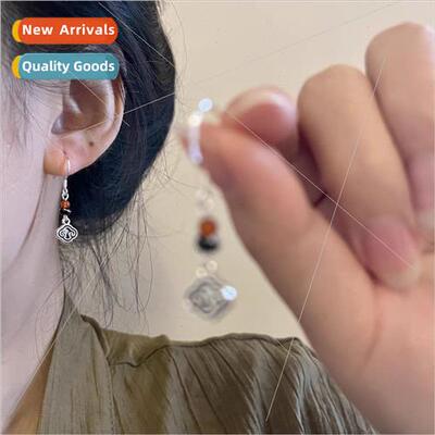 Retro ethnic earrings 2023 new tide feeling new Chinese smal
