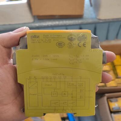 皮尔兹PNOZ继电器PilZ e3.1p 774139全新