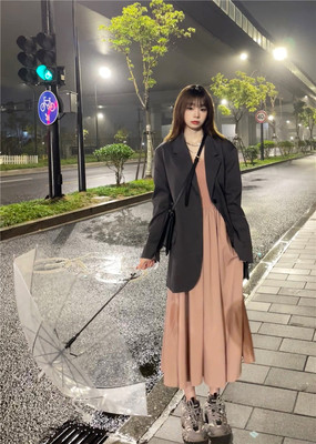 高级灰显瘦气质oversize小个子西装外套+初恋雾粉甜美连衣裙
